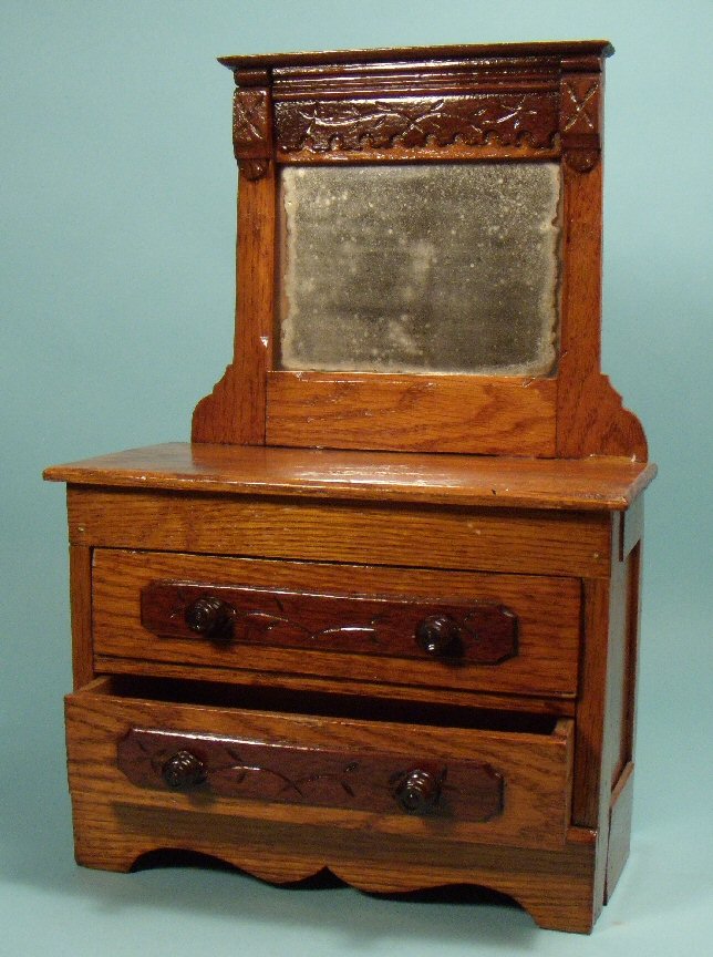 Early American Oak Dresser with Mirror #195-08